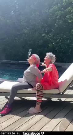 Ecco... Voi pensavate di rimanere "anonime"... ma vi hanno pure ...